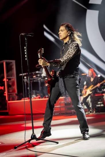 Foreigner Introduces New Lead Singer and Announces 2026 Dates for 50th ...