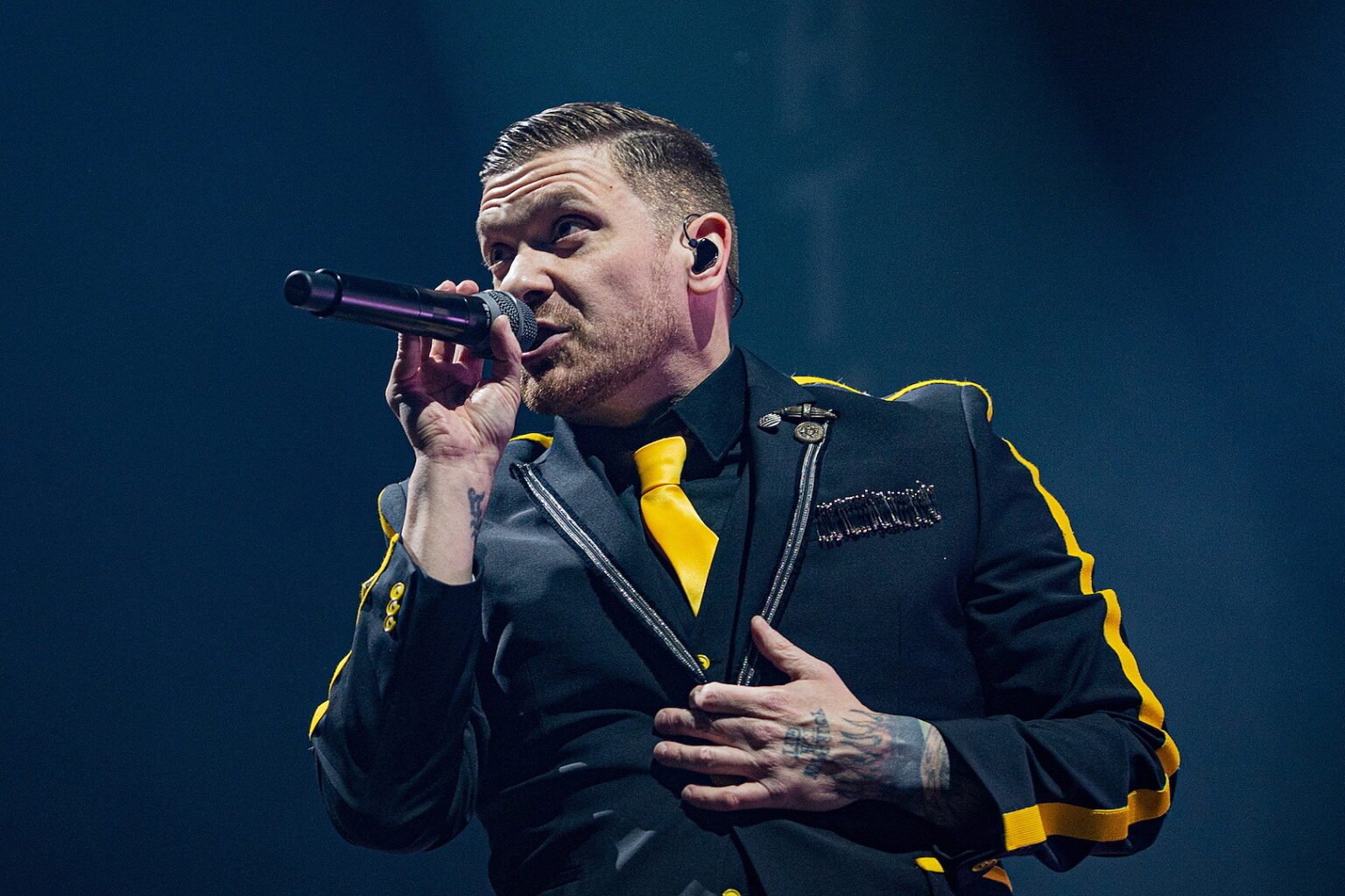 Watch SHINEDOWN share Emotional New Video for ‘Young Again’, drop new ...